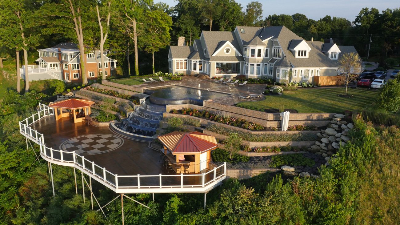 Swimming Pool Features | North Olmsted & Cleveland, Ohio | High-Tech Pools