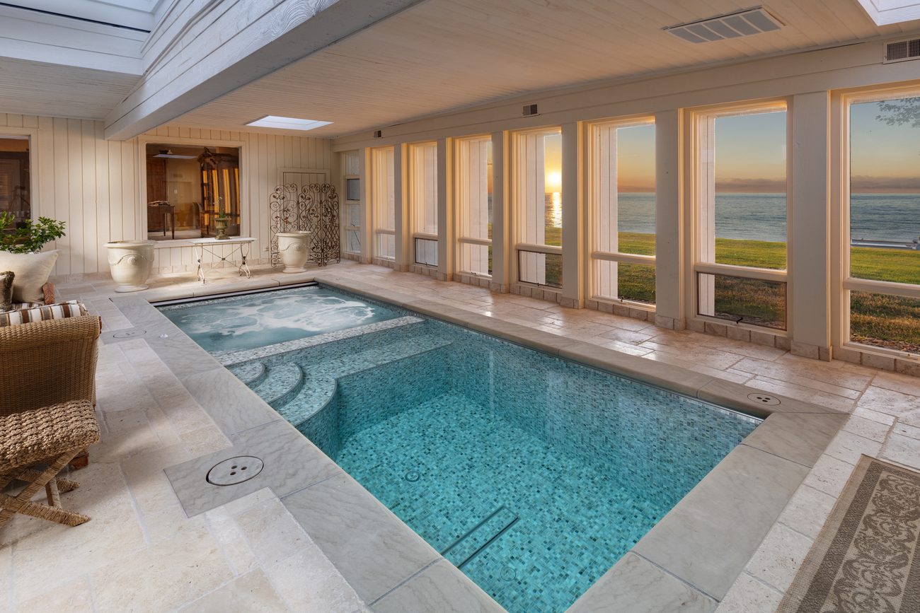 Geometric Pool Builders in North Olmsted & Cleveland, OH | High-Tech Pools